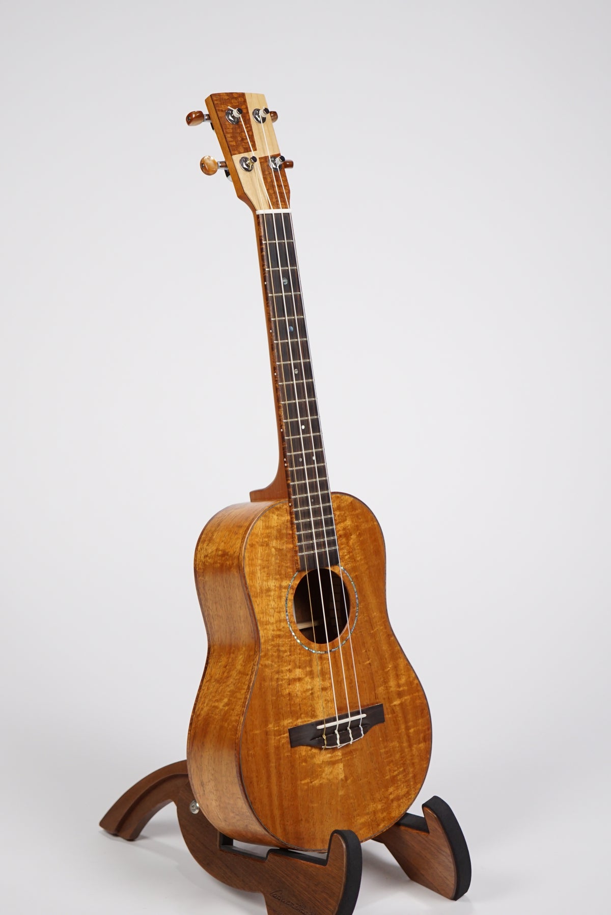 2017 Mya Moe Curly Koa Tenor Classic — Northern Lights Music