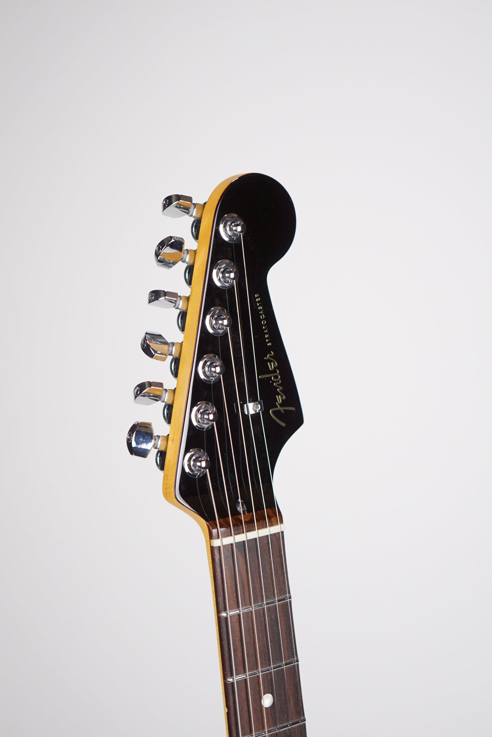 Fender American Ultra Luxe Stratocaster®, Rosewood Fingerboard, 2-Colo ...
